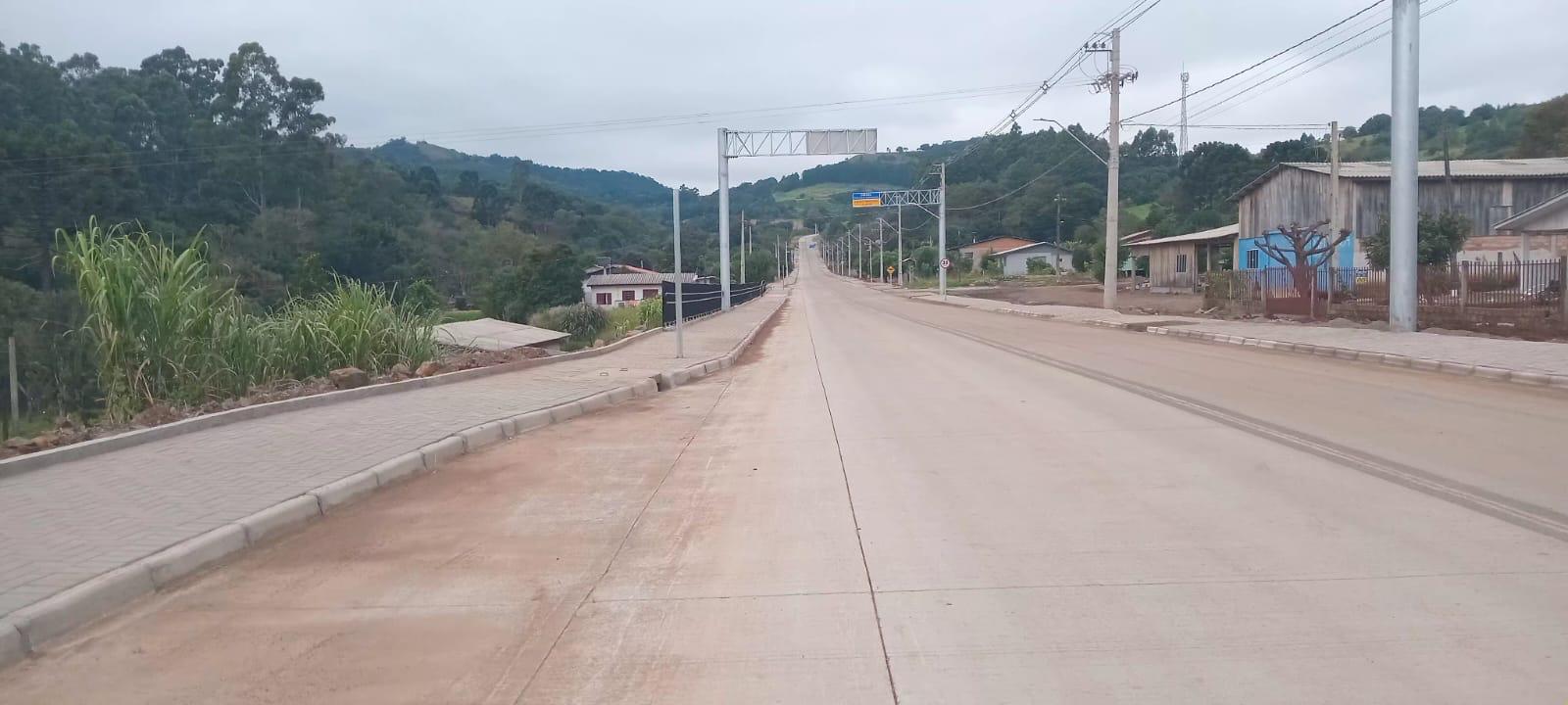 Nova FM - 103.1 Fm - Pinhalzinho - SC